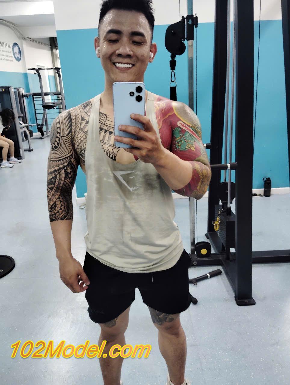 Trai thẳng bú liếm nhiệt tình, dáng người đầy đặn gym đẹp săn chắc - CƯỜNG:1230